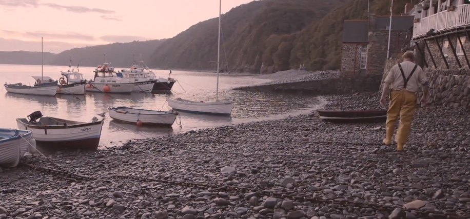 The Foley artist — the art of creating sounds in filmmaking - Videomaker