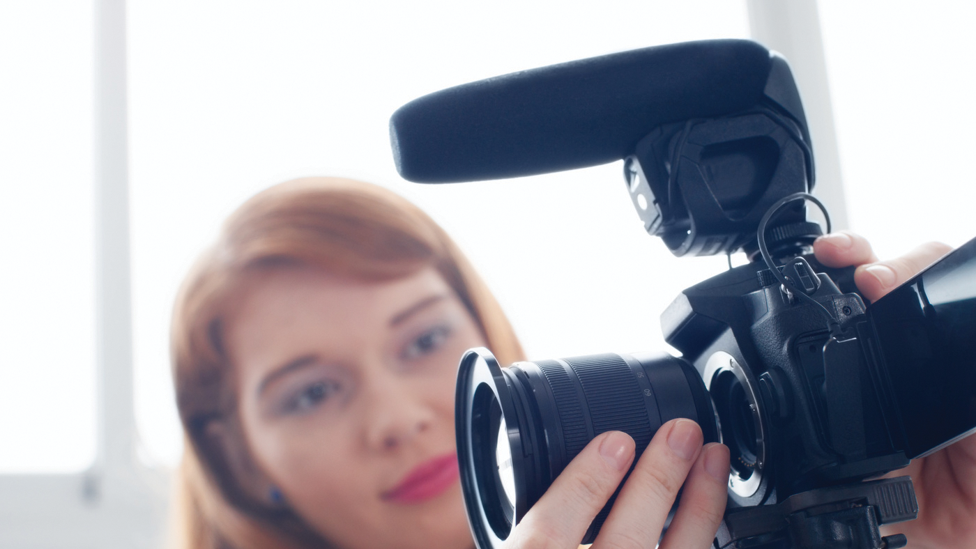 Building YouTube Profits: How to Attract and Retain Loyal Viewers ...