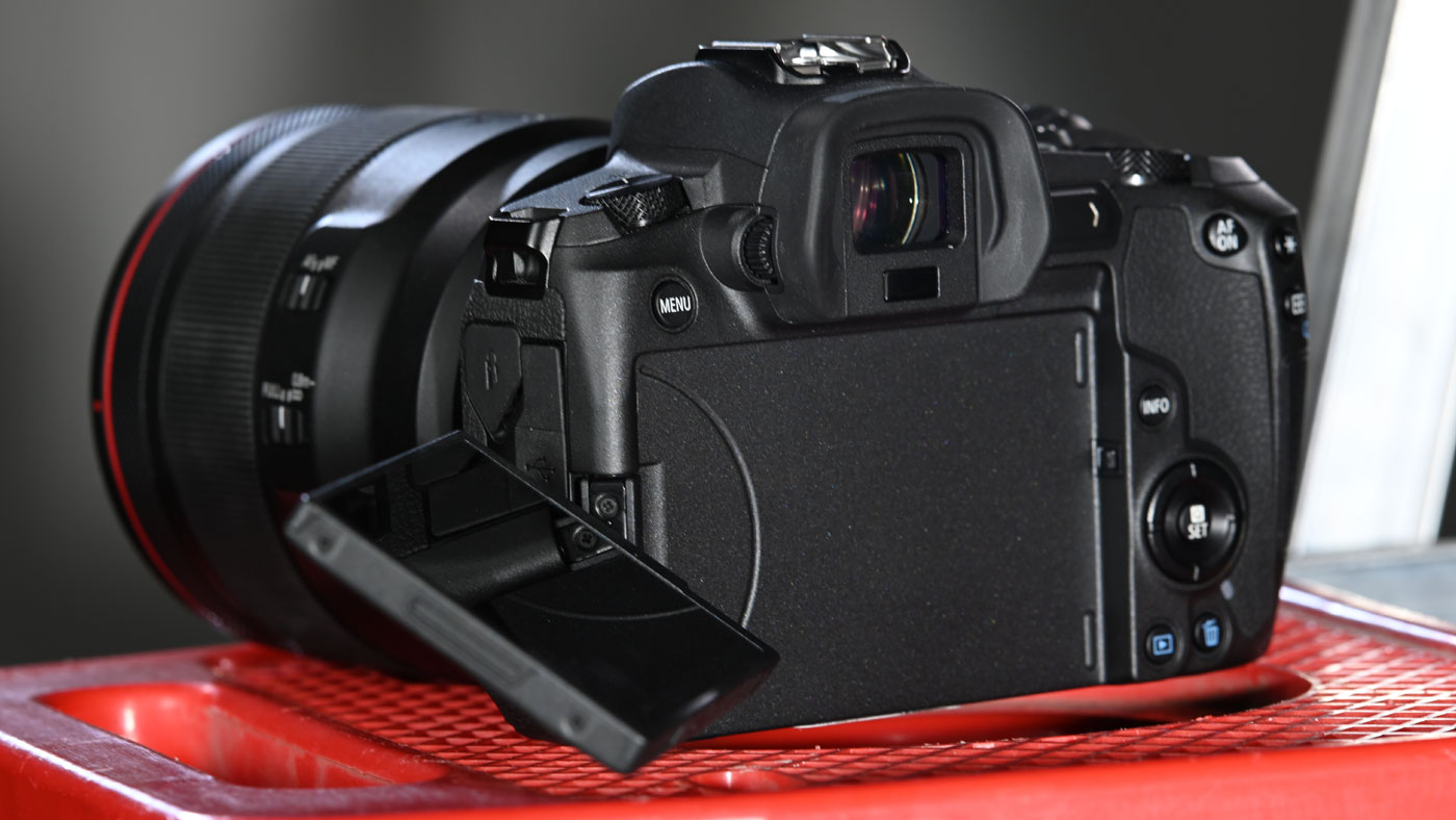 Canon EOS R review: A full-frame mirrorless camera with a catch ...