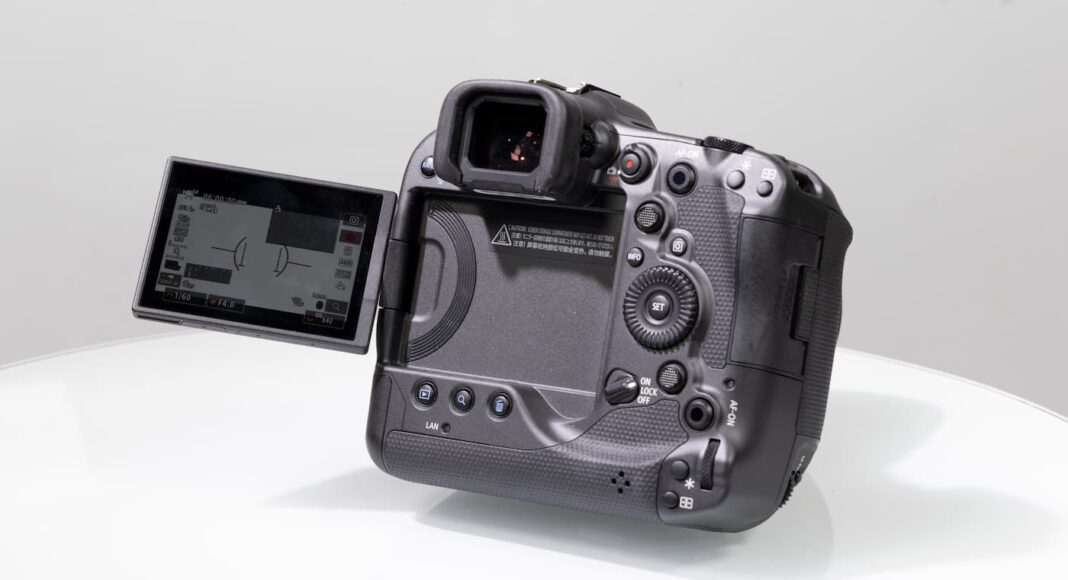 Canon EOS R3 delivers fantastic hybrid functionality - Videomaker