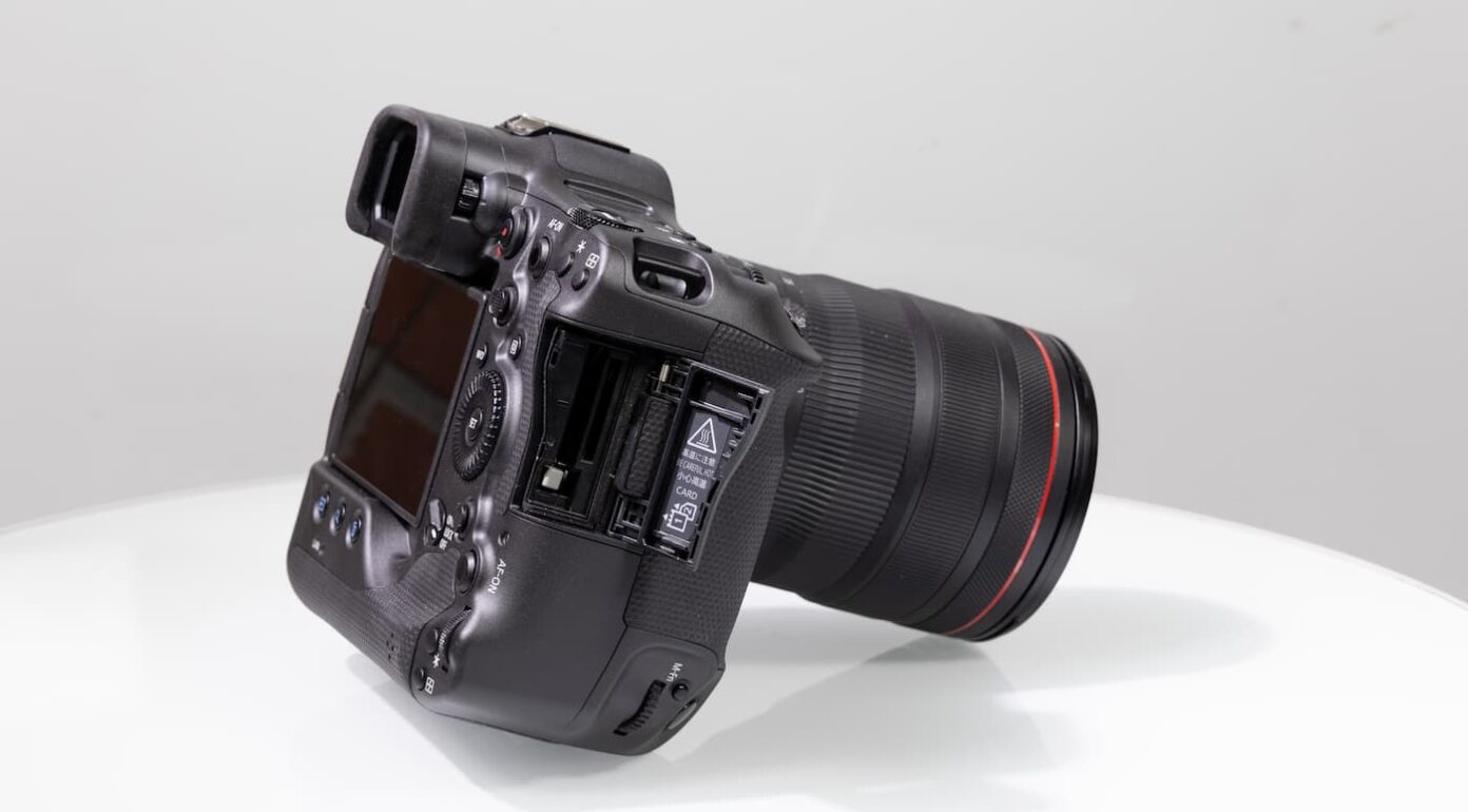 Canon EOS R3 delivers fantastic hybrid functionality - Videomaker