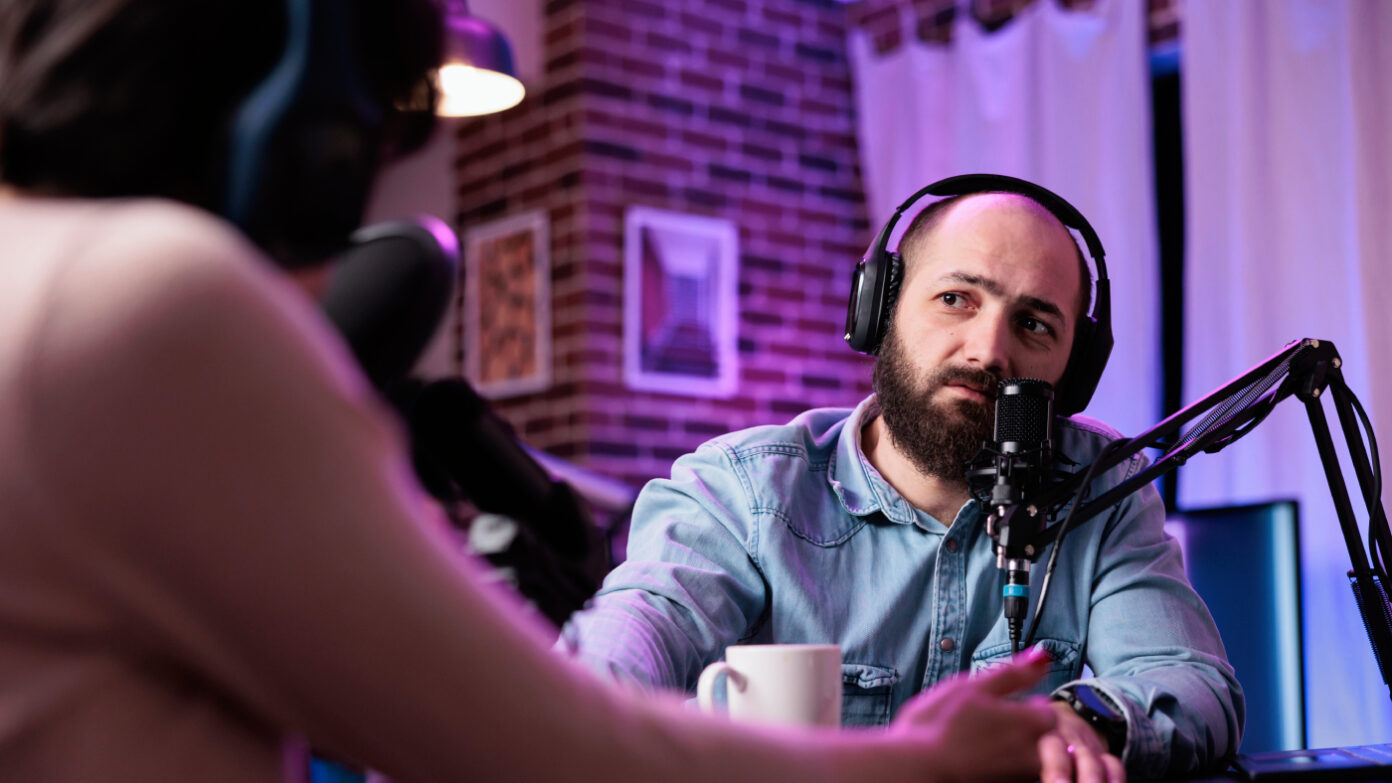 How To Interview A Liar Videomaker how-to-interview-a-liar-videomaker
