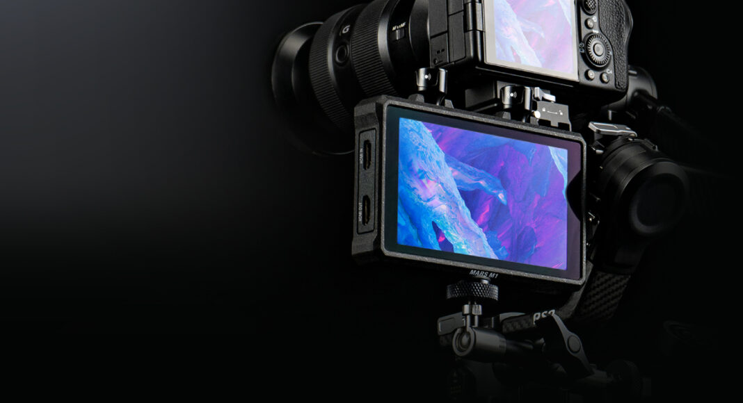 Hollyland announces new 4K video transmitter - Videomaker