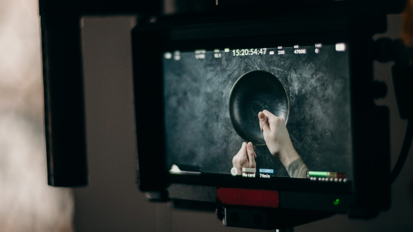 The best external camera screens - 2022 - Videomaker