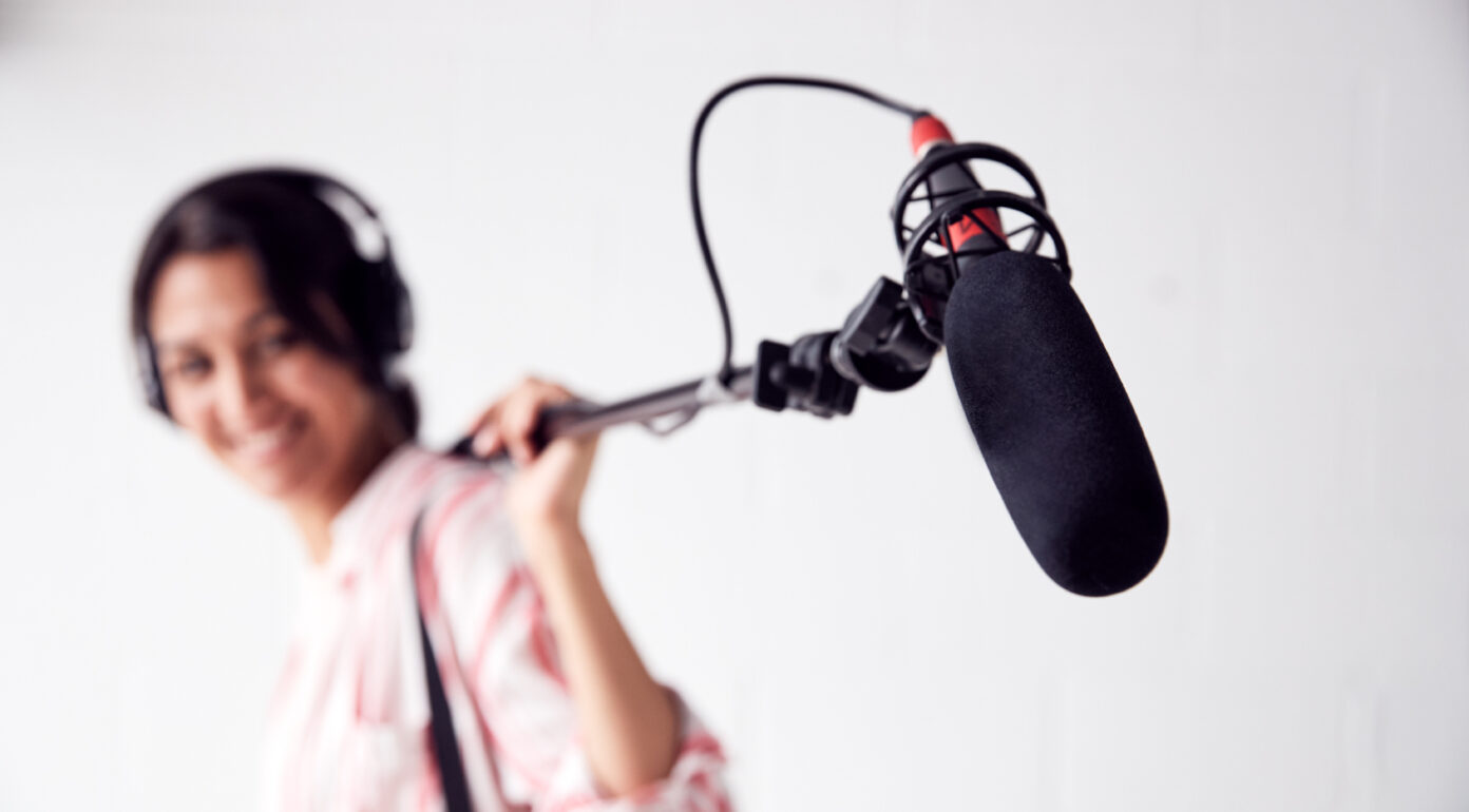 How do boom mics really work? - Videomaker