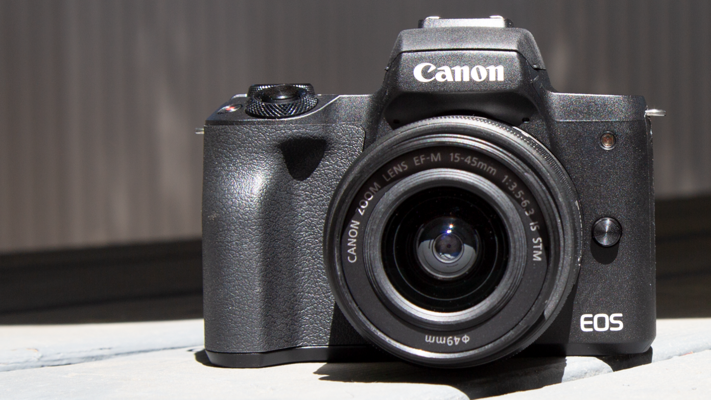 Review: Canon EOS M50 Targets Social Media Mavens - Videomaker