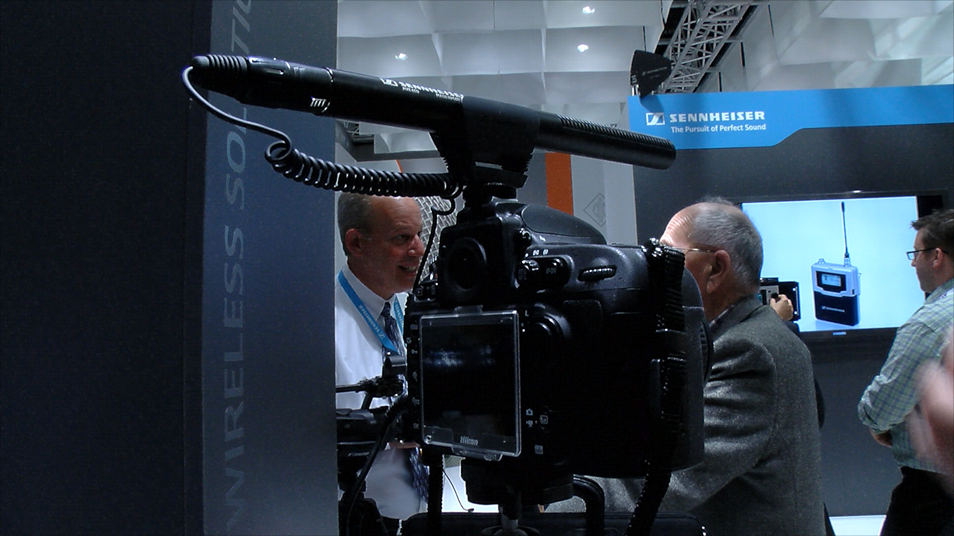 NAB 2013: Sennheiser MK600 - Videomaker